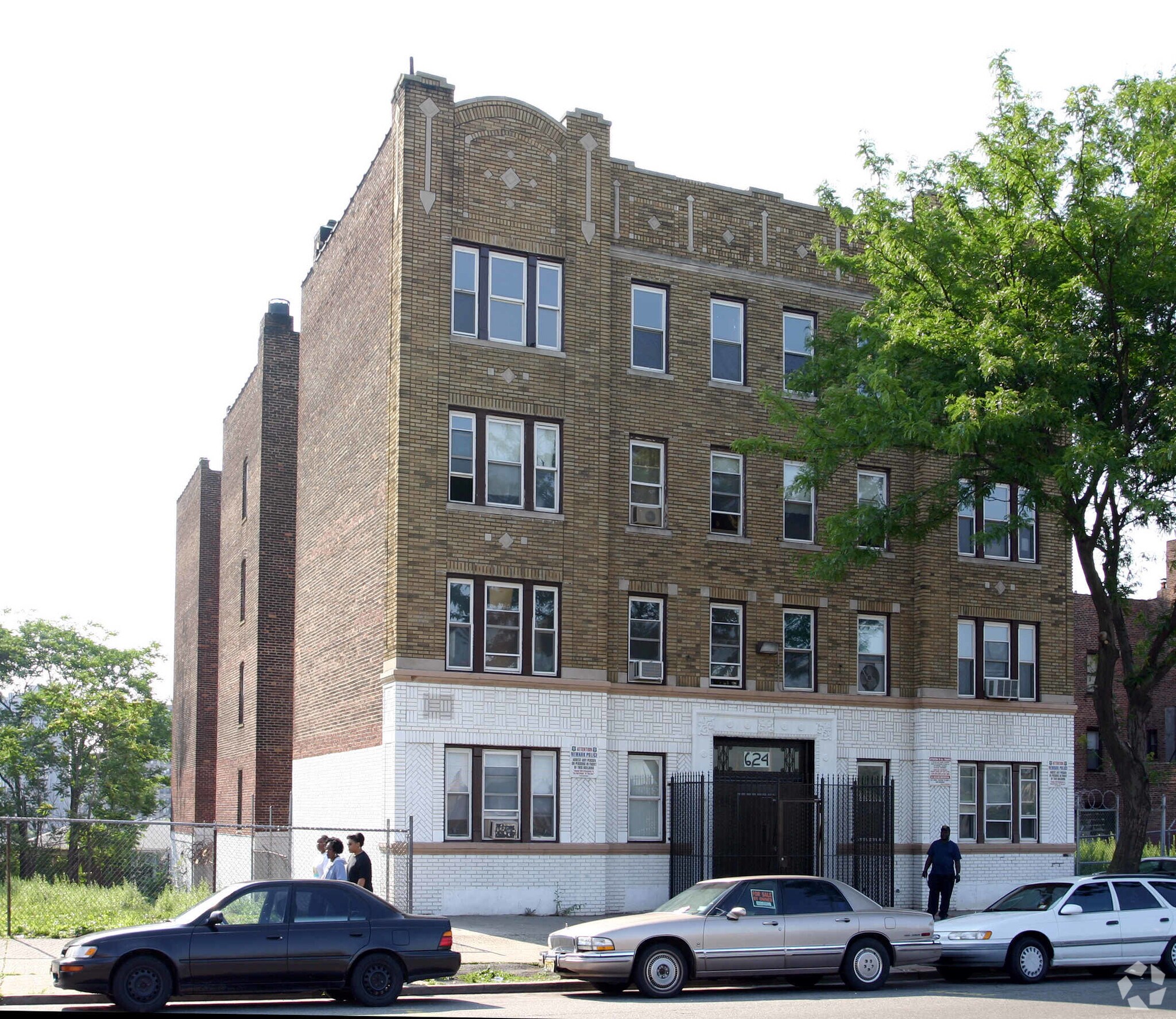 Newark MLK Portfolio | Revere