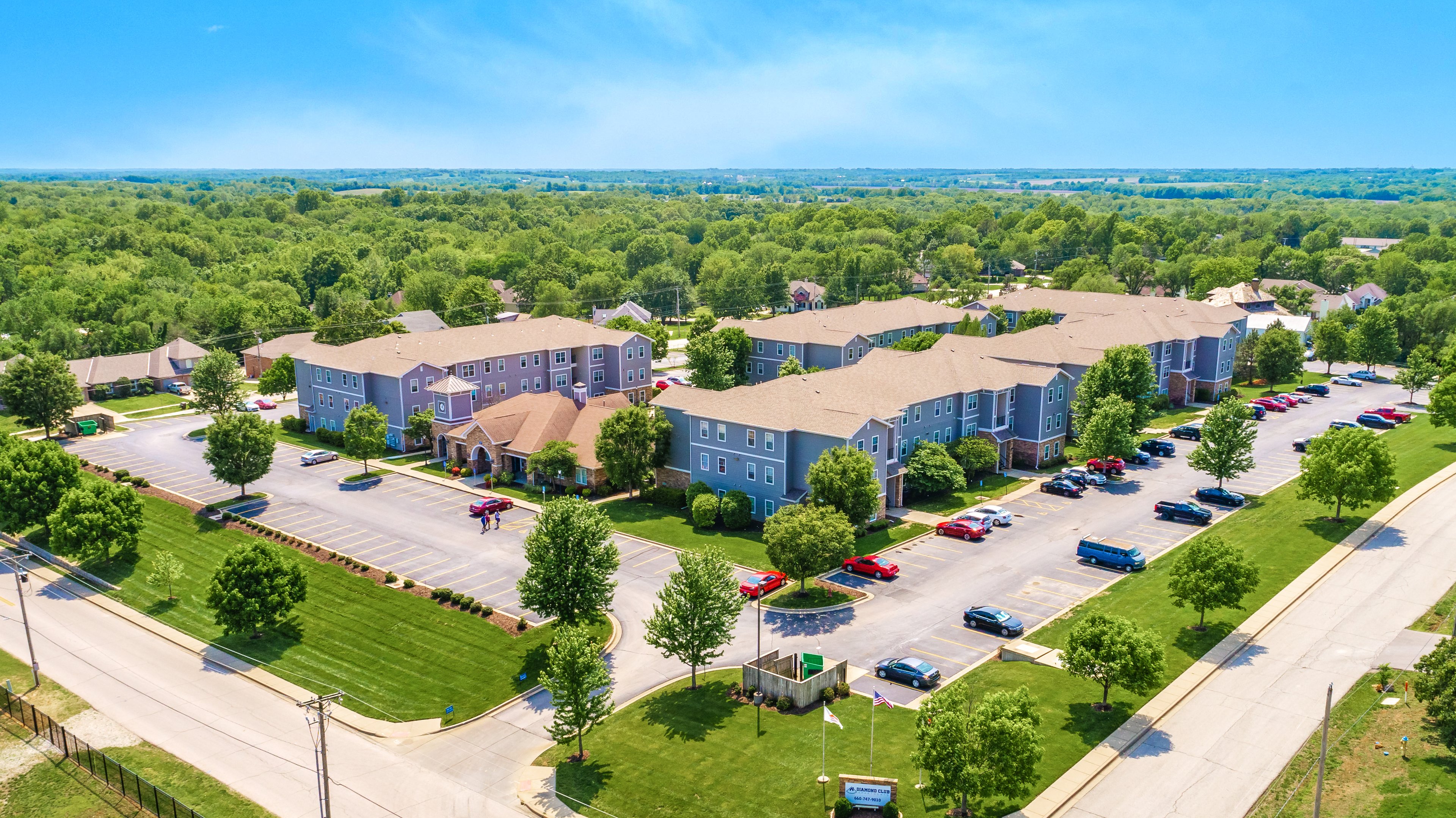 Diamond Club Apartments | Revere