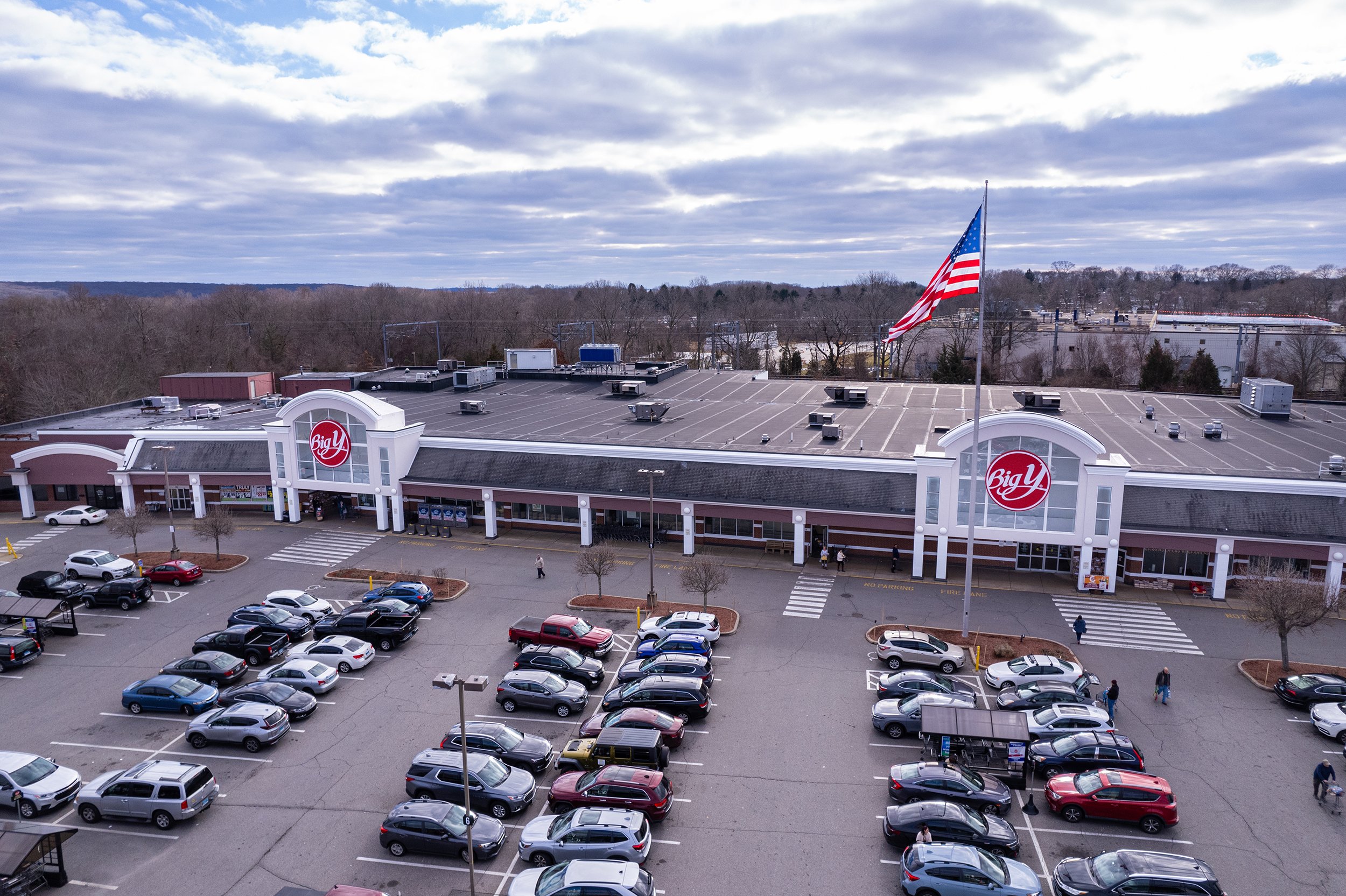 Groton Shoppers Mart | Groton, CT | Revere