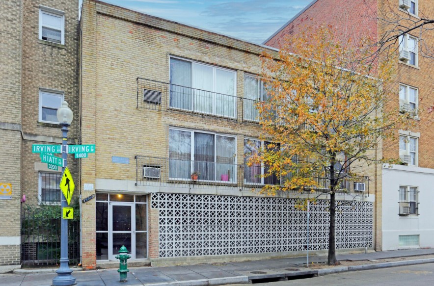 1454 IRVING ST NW | Revere
